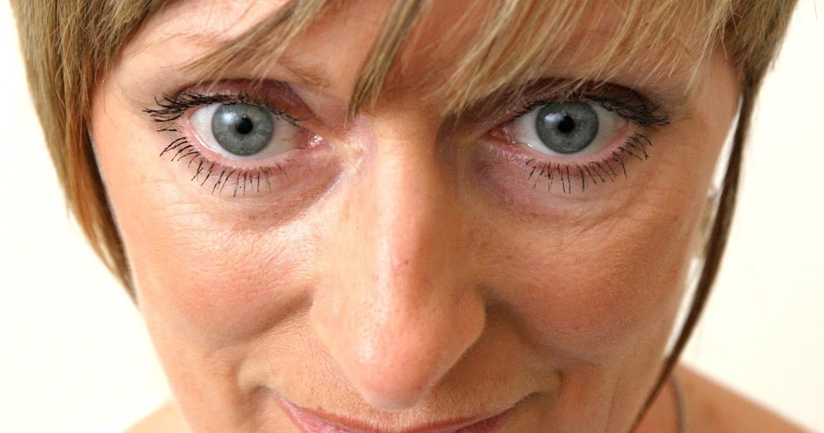 How To Get Rid Of Laugh, Smile, And Nasal Lines With Facial Workouts ...