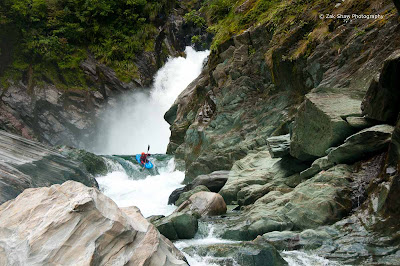 PASSION4ADVENTURE: The first descent of Toaroha Canyon, New Zealand