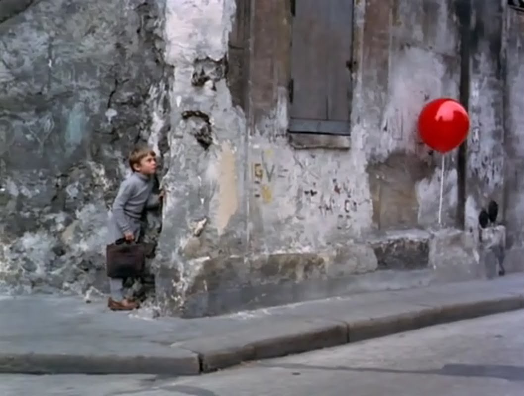 All The Days Ordained: Le ballon rouge