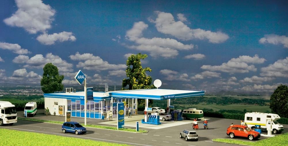 world 1/87: Faller - 1/87 - Entreprise