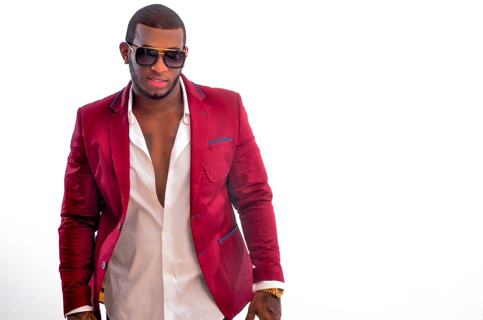 Crazy Design estable tras accidente en motocicleta - Clariot RD