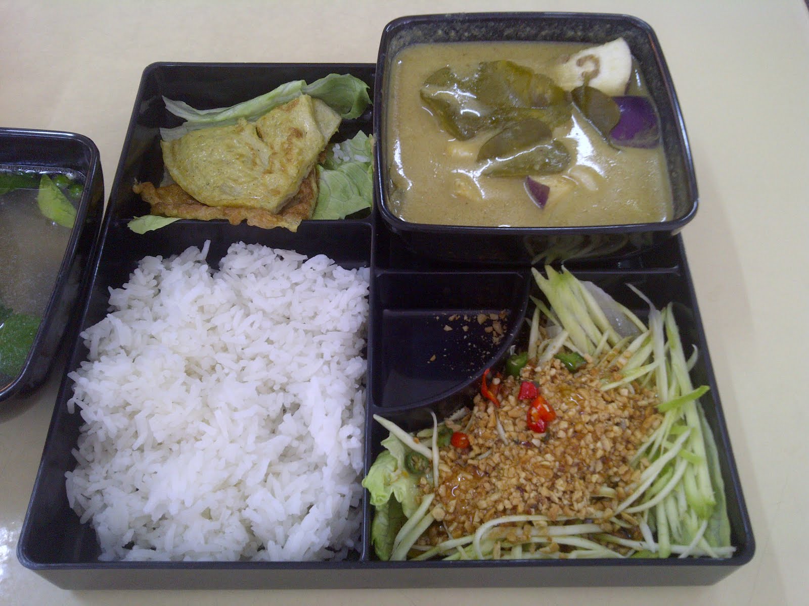 www.streetcoyotes.com: Thai Bento by Amin