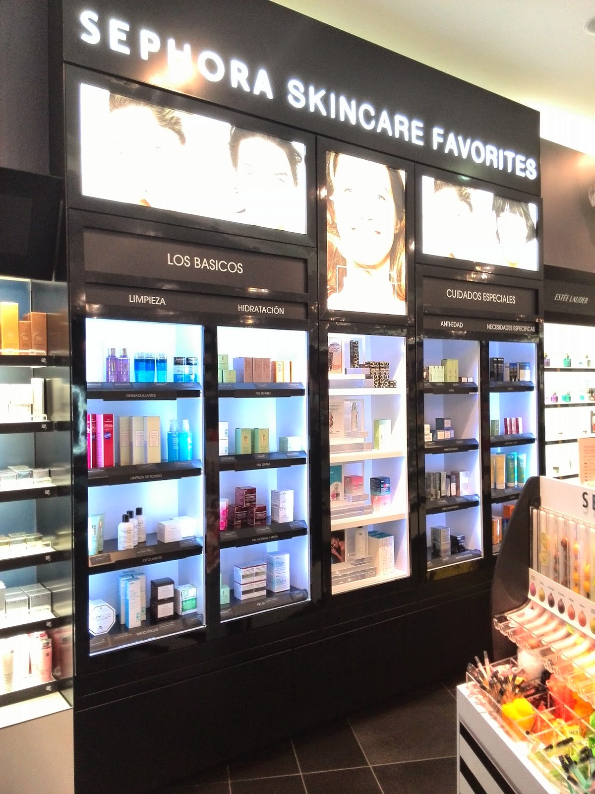 Monica Makaco: - SEPHORA ANTEA TOUR