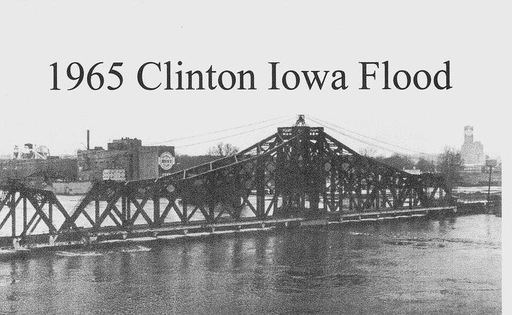 Industrial History: UP/C&NW Clinton, IA, RR Bridge over a Flooded ...