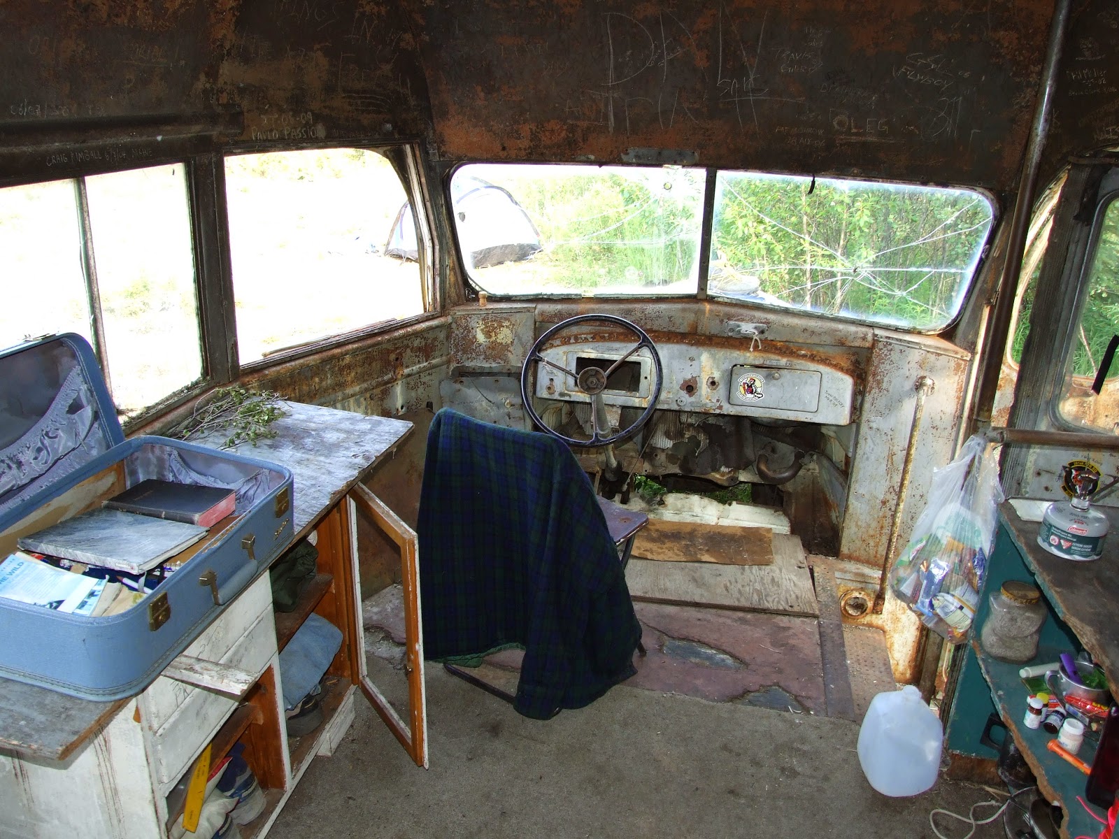 The Flying Tortoise: Christopher McCandless And His Abandoned Magic Bus ...