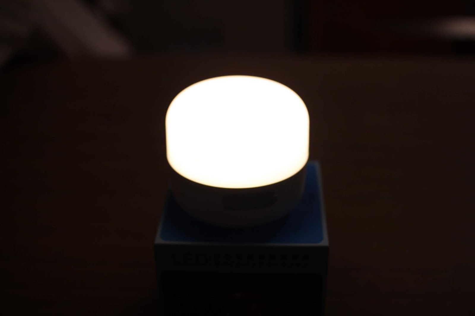 UmaShika: 中華製 充電式LEDランタンを買ってみたよ