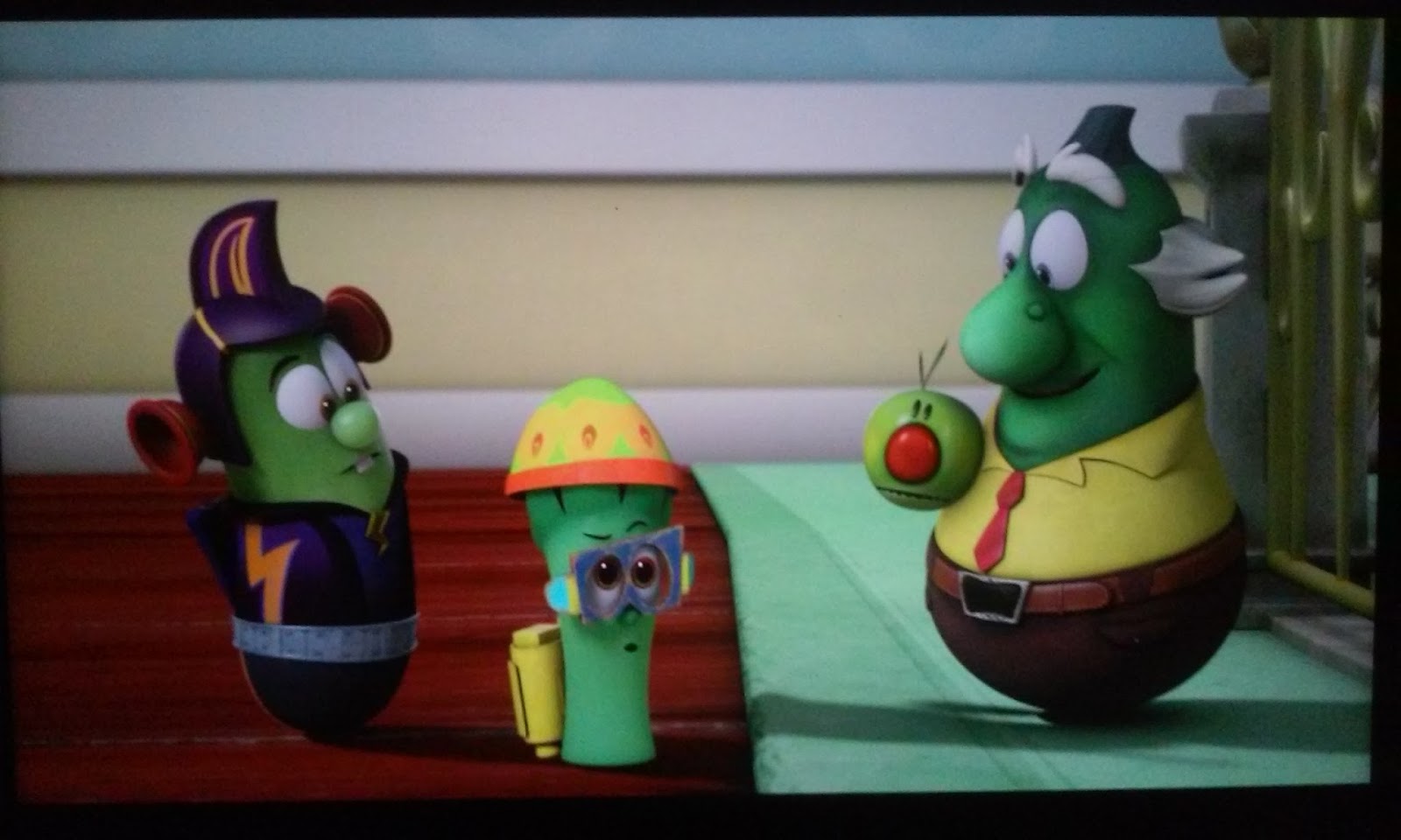 Whatsoever Critic: Veggietales In The House: Season 1, Ep. 13- "Junior ...