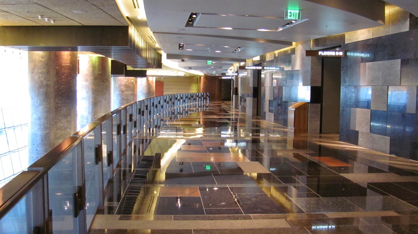 Vegas Reviews: Aria Resort & Casino - "Heaven on Earth"