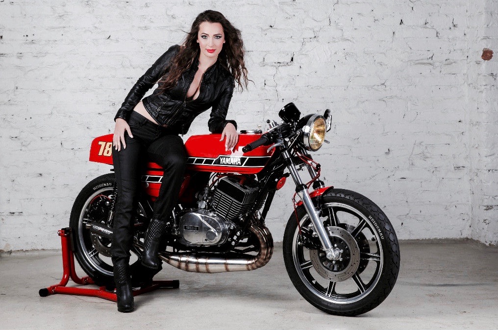 Two strokes - Inazuma café racer