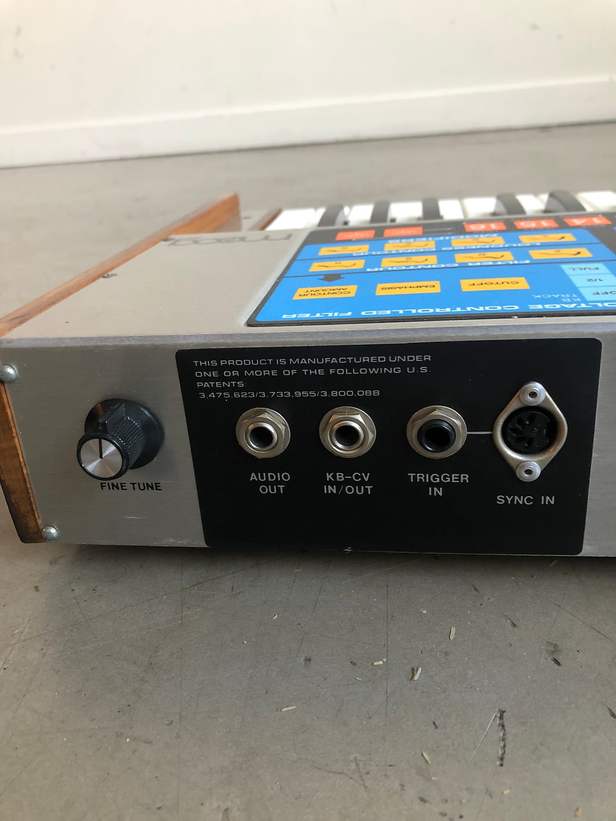 MATRIXSYNTH: Moog Source SN 3304