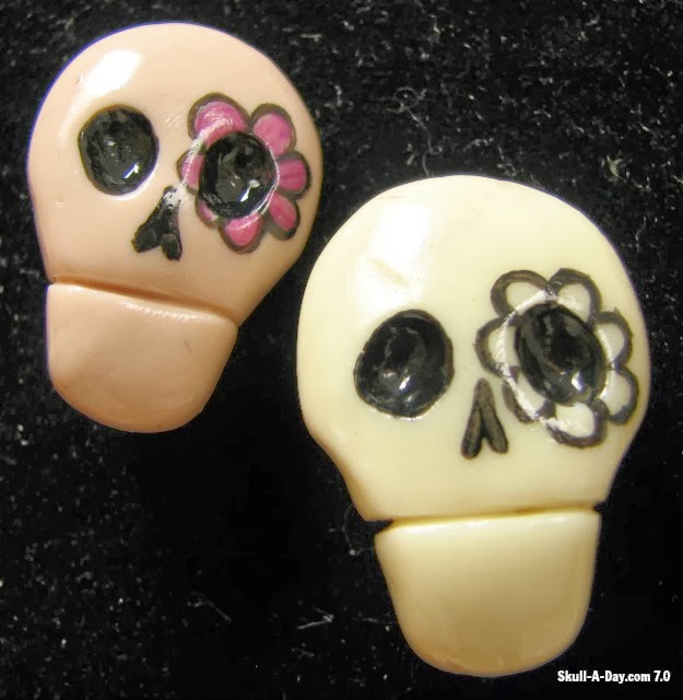 Clay Grinning Skulls