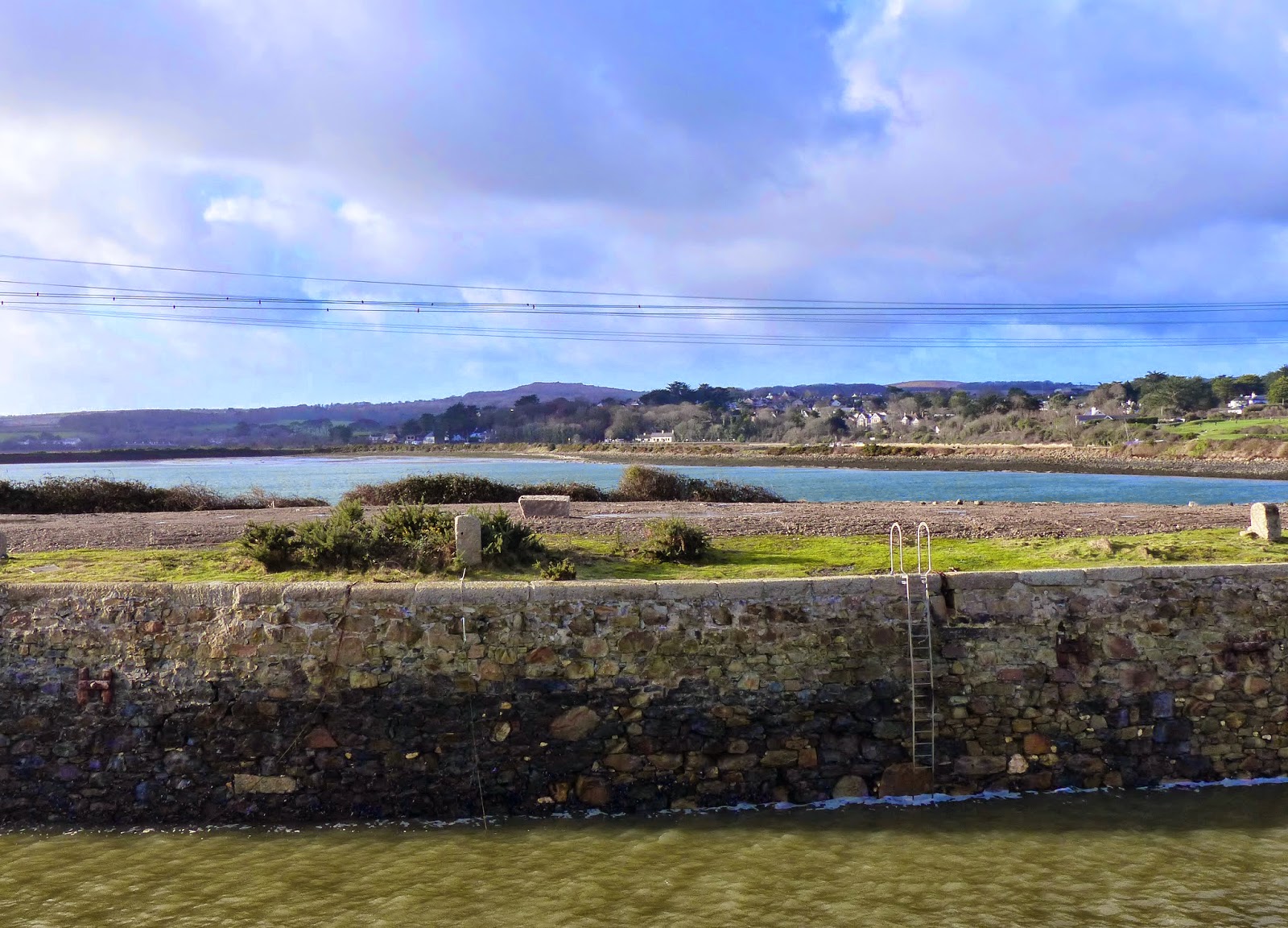Around Perranuthnoe : Hayle Harbour