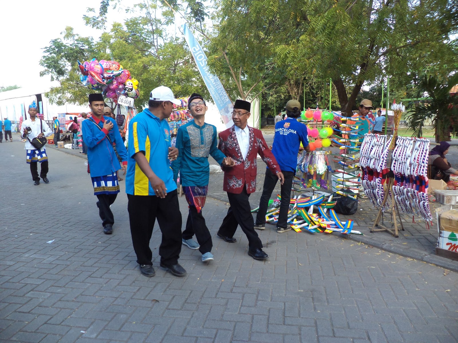 KAK ACUN DAN KEPALA DT MIFTAHUL HUDA PARENTING DI LAMONGAN