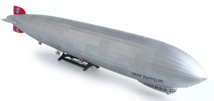 The Great Canadian Model Builders Web Page!: Graf Zeppelin