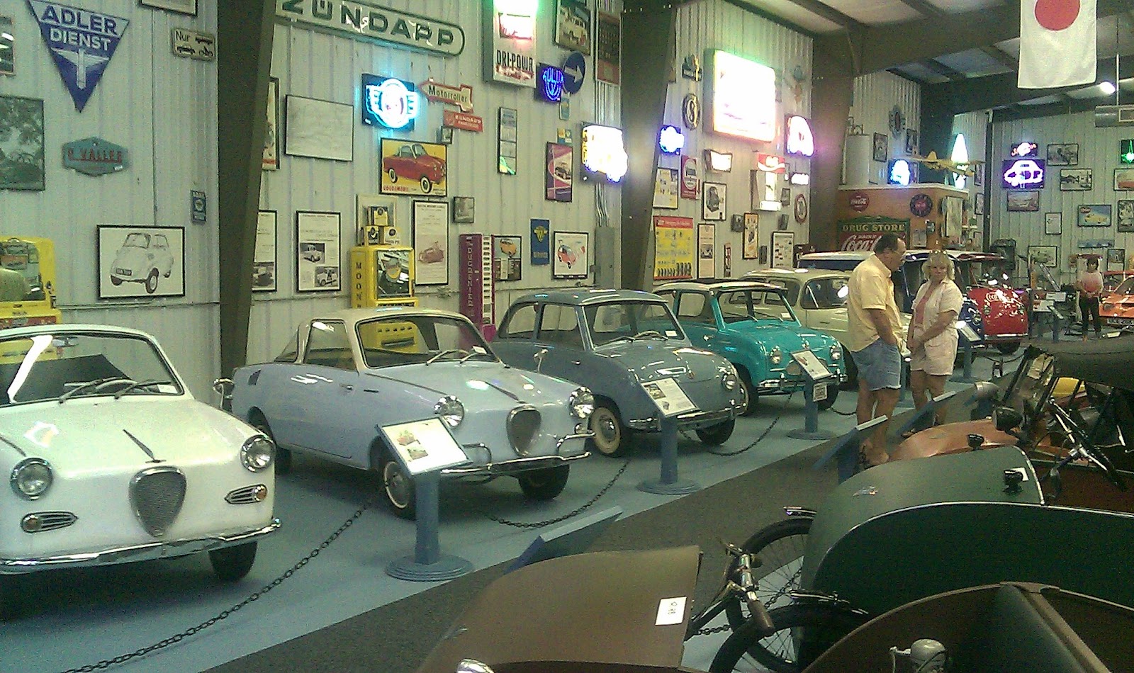 The HappiTraveler: Bruce Weiner Microcar Museum - Madison, GA