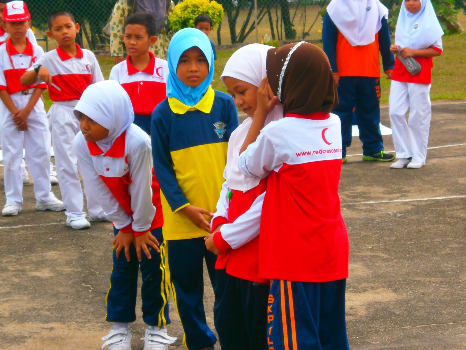PERSATUAN BULAN SABIT MERAH SKPTLDM: Aktiviti Permainan Berkumpulan