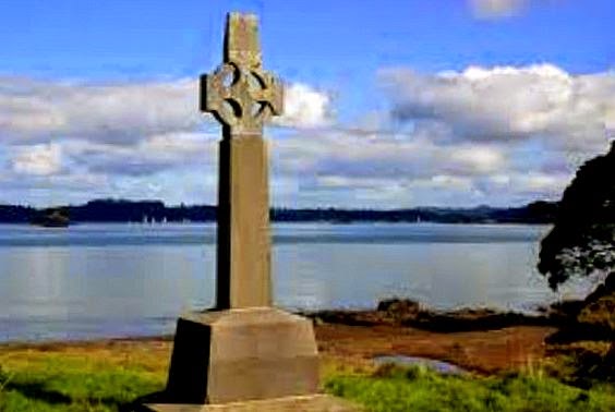 Licorice Allsorts: Marking New Zealand History... Marsden Cross