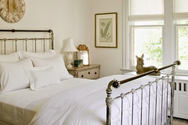 Alabaster Lamps: Classic Decor