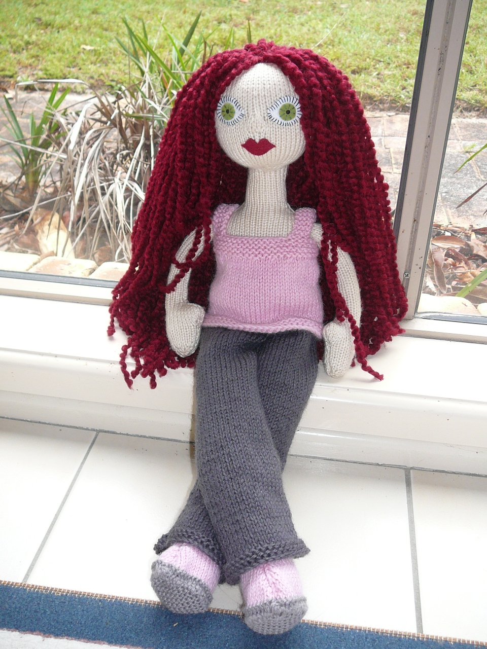 An Experiment in Knitted Dolls...: May 2013