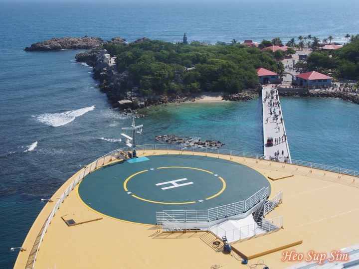 CRUISE AROUND THE WORLD: Labadee, Haiti - Royal Caribbean Cruise 2016