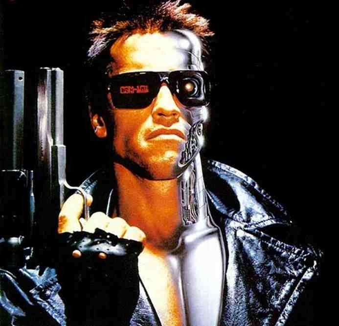 Sentry: "Terminator 5". Anzi, Terminator "Zero".