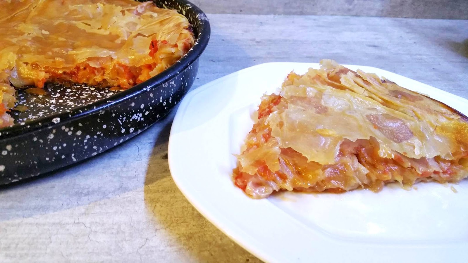 Byrek me qepë e domate | BonBon Taste