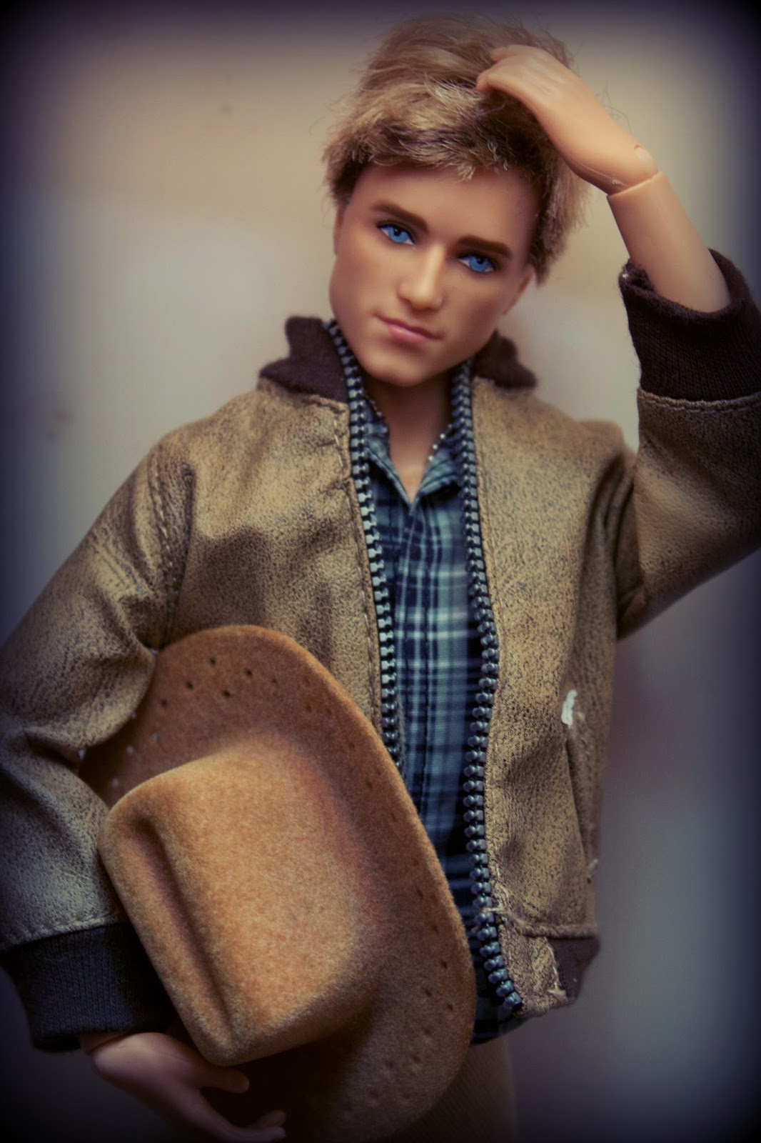 OneSixthAvenue: Meet the Cast of OneSixthAvenue