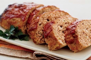 The Belly Rules : Classic Meatloaf w/ Red Sauce & Onions