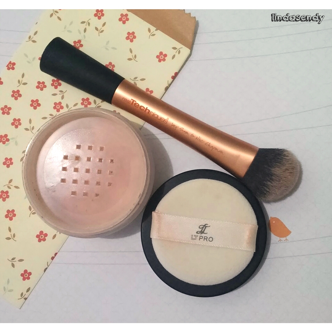 Daily Beauty Journal: Review : LT Pro Loose Powder