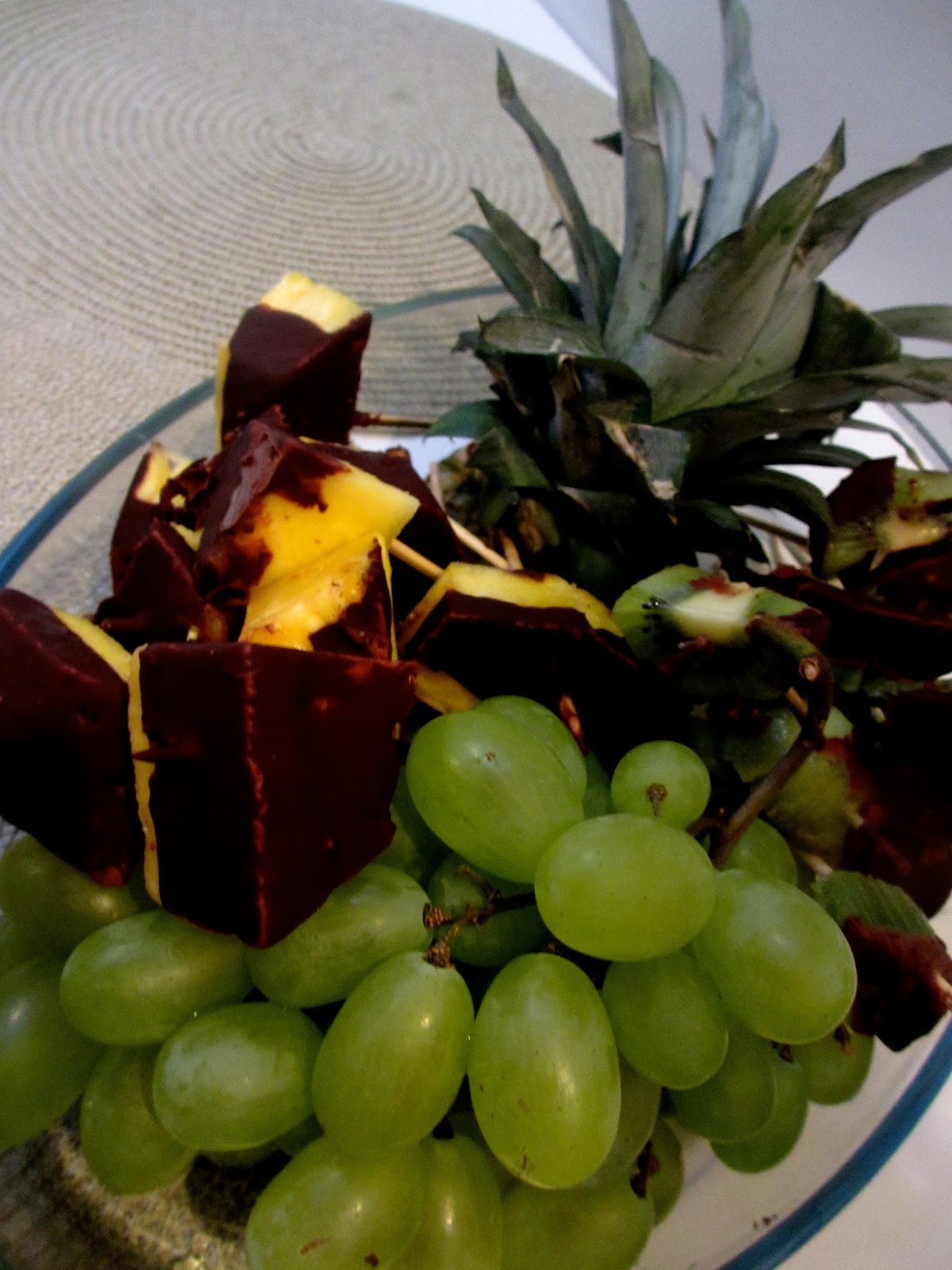 Heitmat: Frukt med sjokolade - bursdagsfest