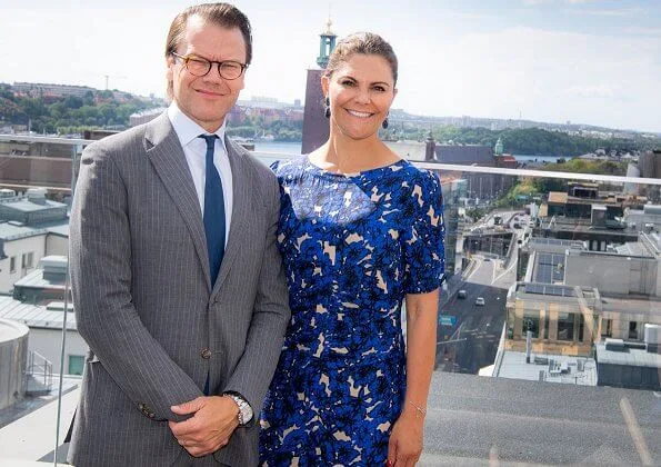 Crown Princess Victoria and Daniel visited the organization Visita