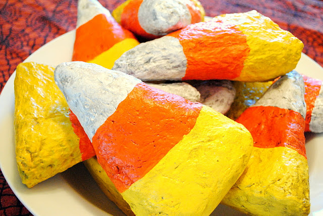 Dahlhart Lane: Candy Corn