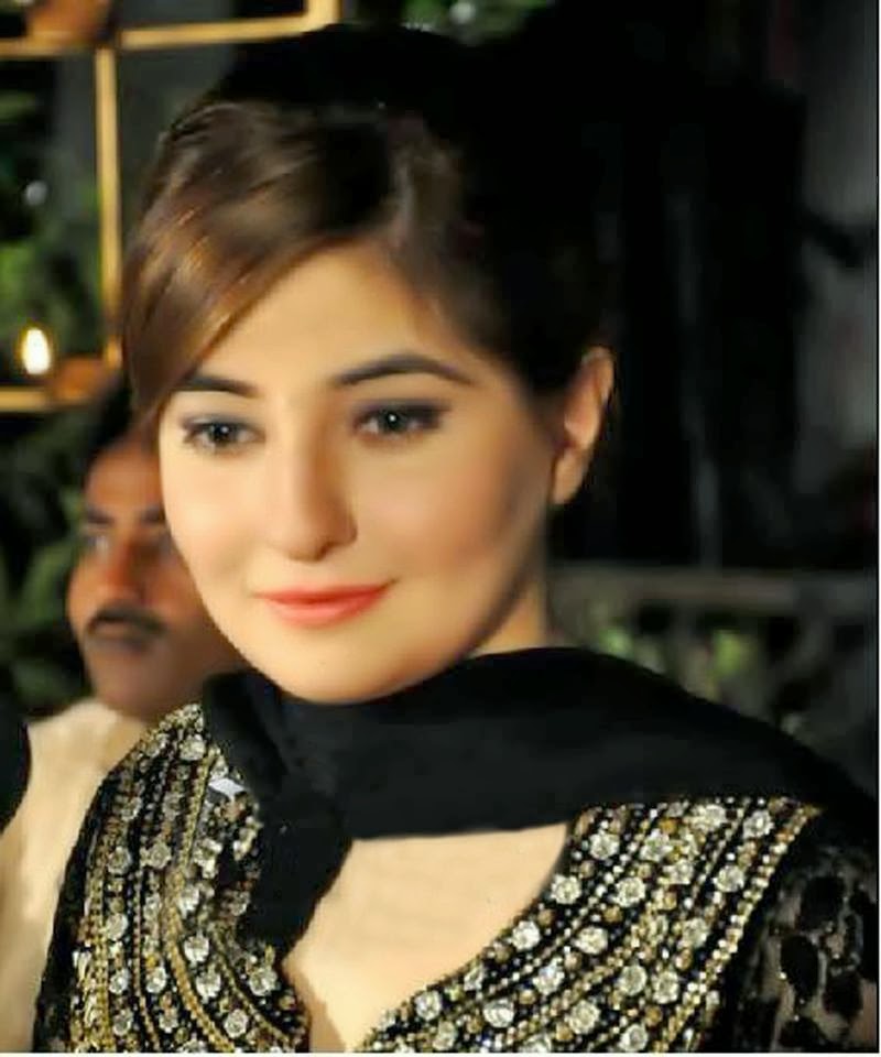 Gul Panra New Photos - Pashto HD Photos By Nazia Iqbal