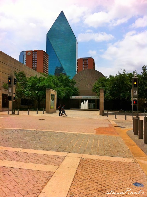 Architecture: the dallas museum of art [dma]
