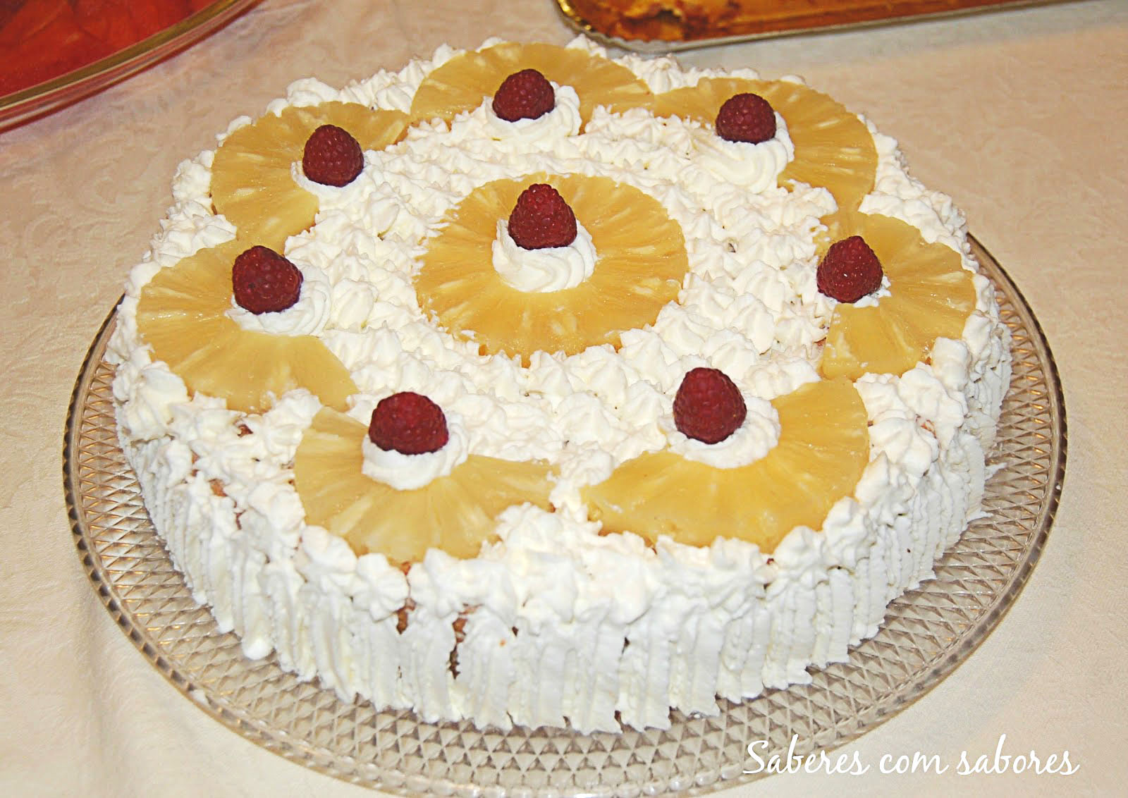 Saberes com Sabores: Bolo de Ananás com Chantily