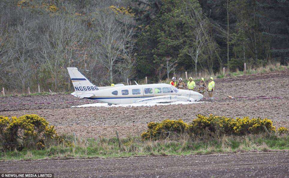 Kathryn's Report: Piper PA-31-350 Chieftain, Aeroflight Executive ...