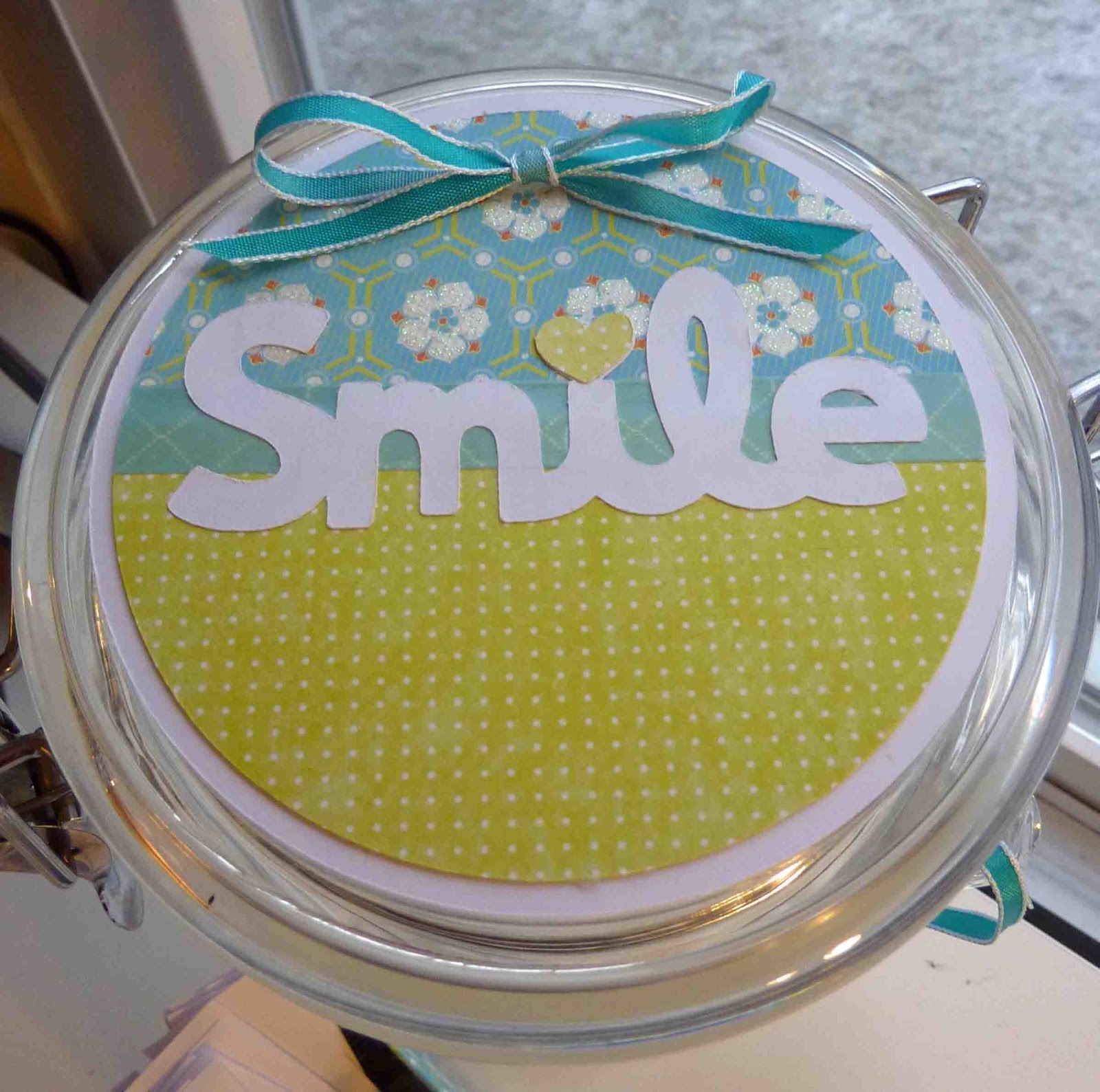 Cricut FANatics crafting is our passion: Smile Jar