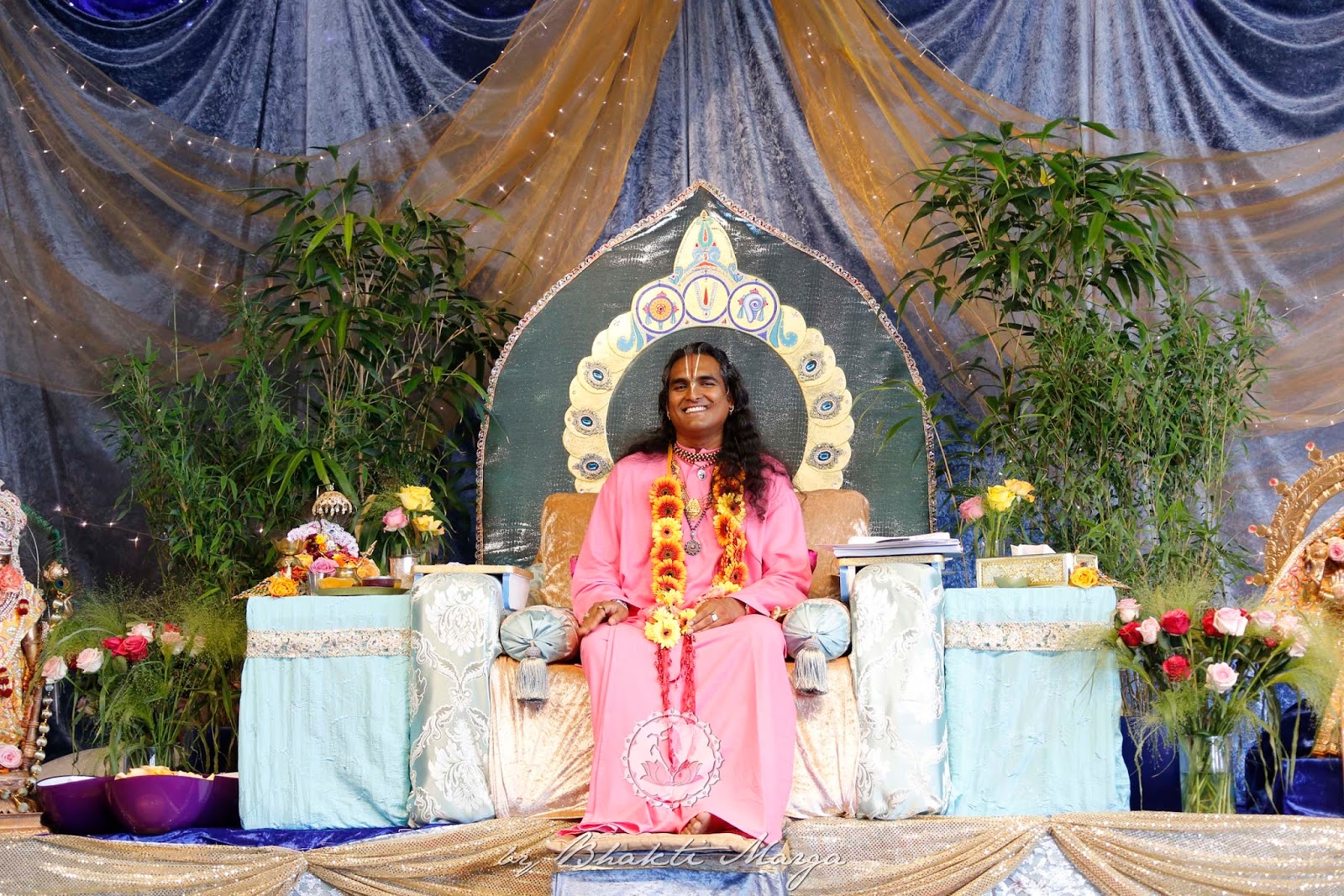 Swami Vishwananda