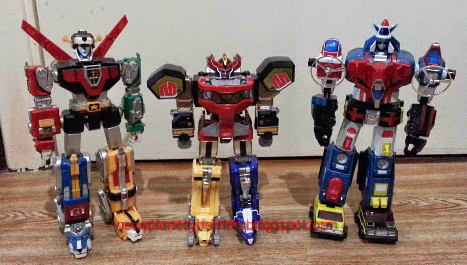 New Planet Cybertron: Rangers Review: Legacy Megazord (Power Rangers 20)