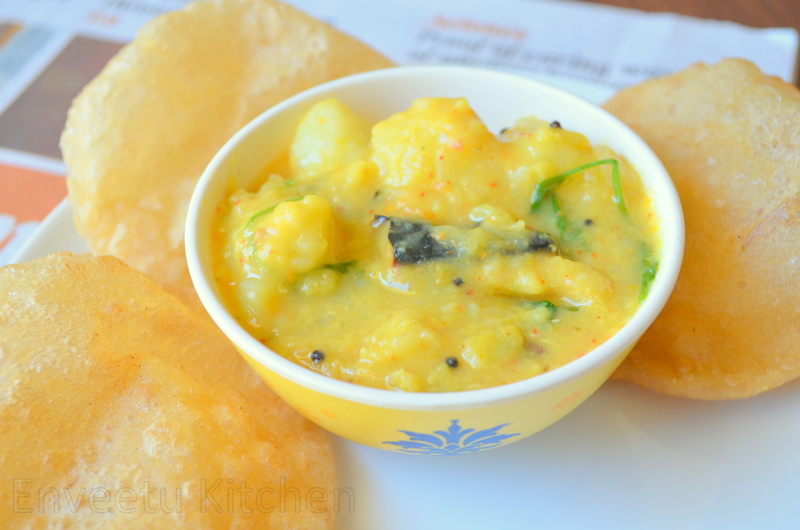 Potato Dal - Side-dish for Roti & Poori, using Pressure Cooker - I camp ...