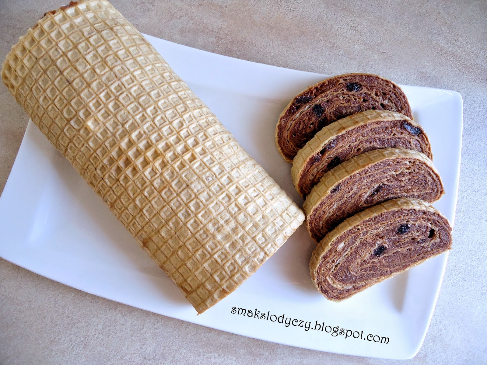 Smak Słodyczy: rolada z wafli