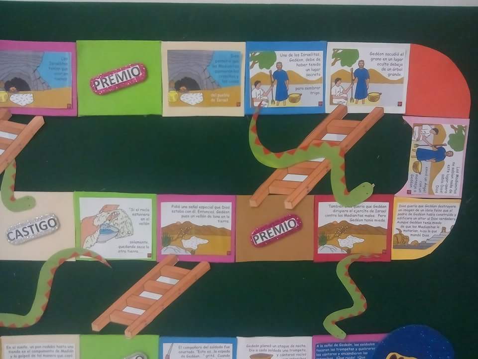 EBI Chile: ACTIVIDAD EN LA CLASE - SERPIENTES Y ESCALERAS