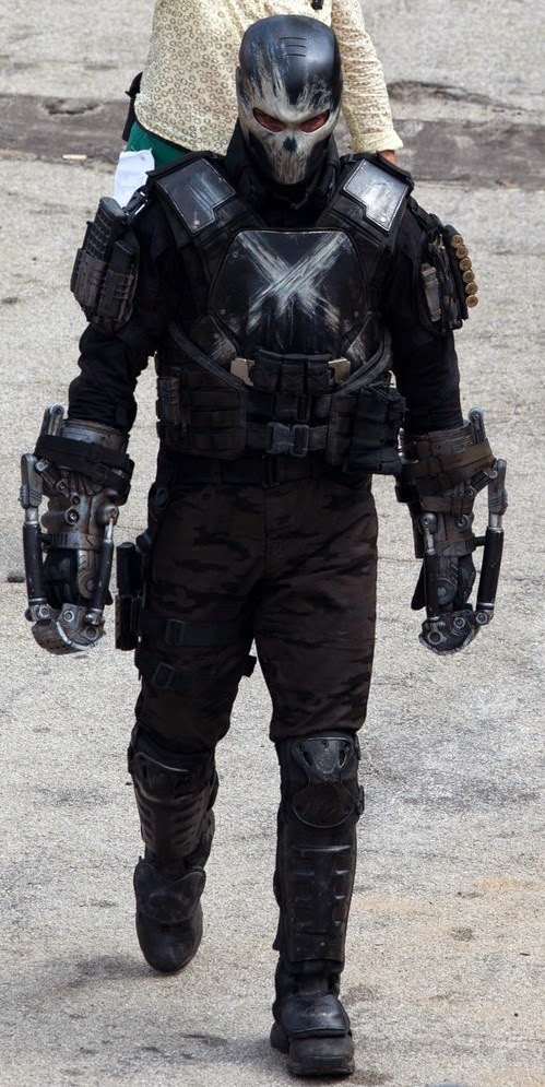 SNEAK PEEK : "Captain America: Civil War" - 'Crossbones' Set Images