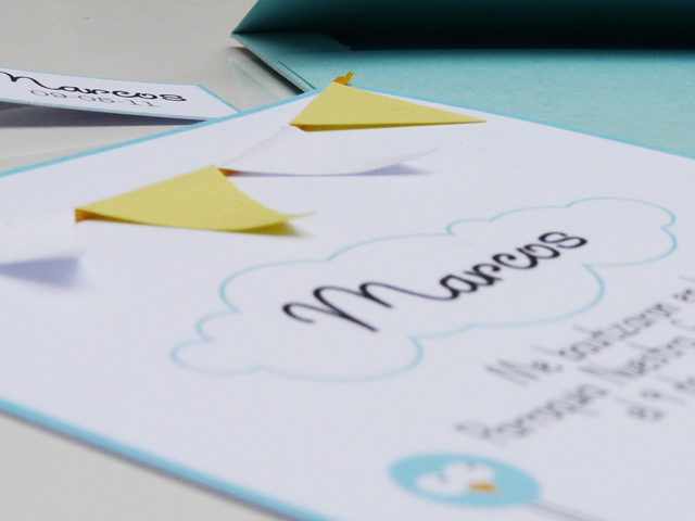 Tinta Azul: Invitaciones con banderines!!