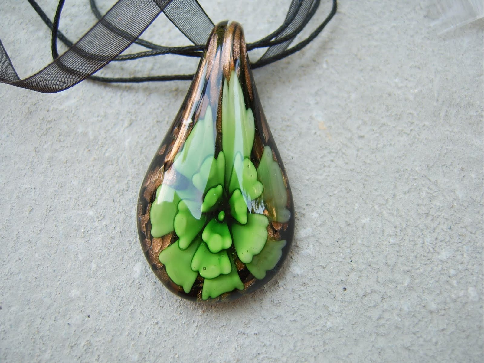 Bijuterii handmade din cristale si pietre semipretioase(ametist,jad,etc ...