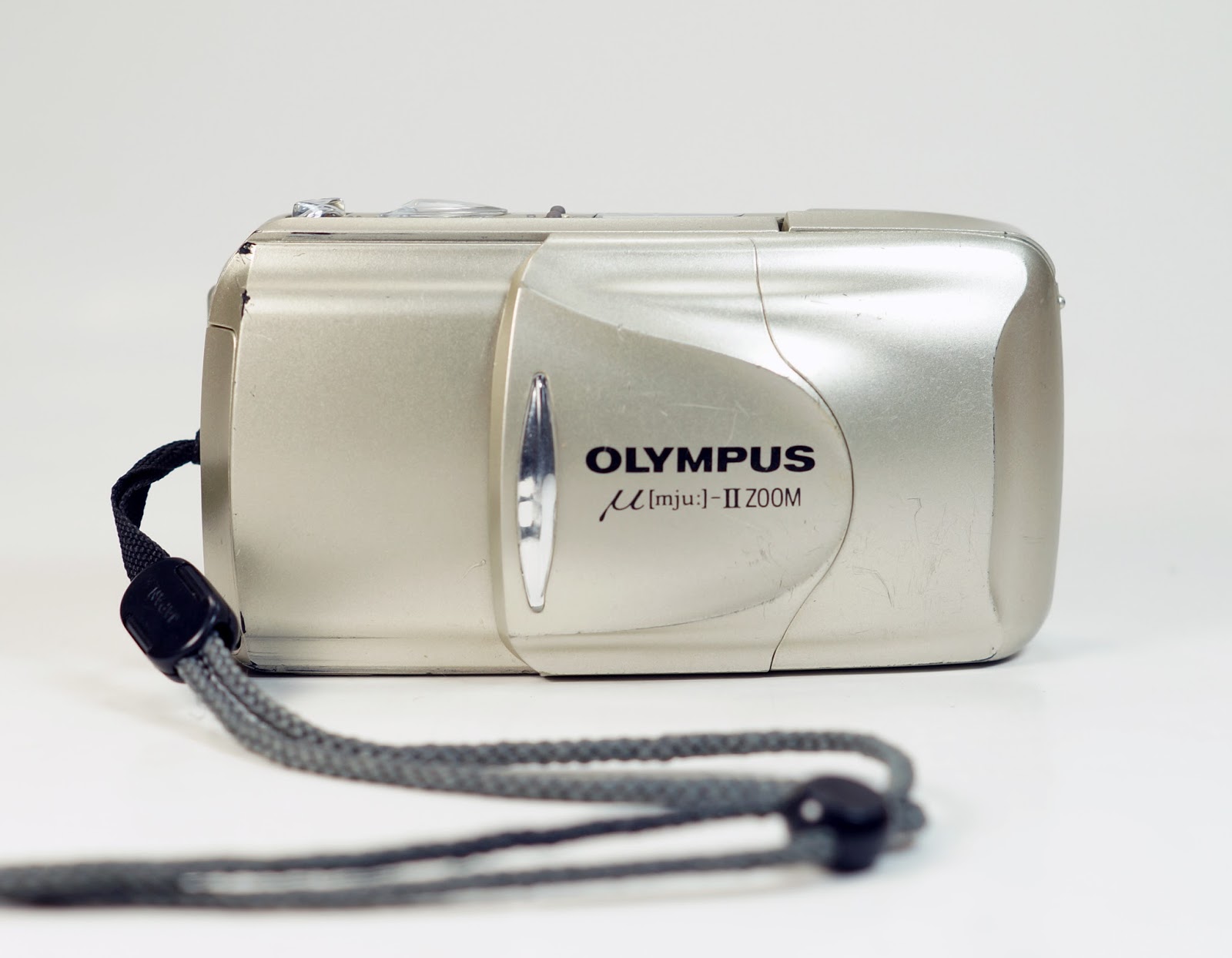 Olympus Stylus Epic Zoom 38-80mm (μ[mju:]-II) 35mm Point & Shoot Film ...