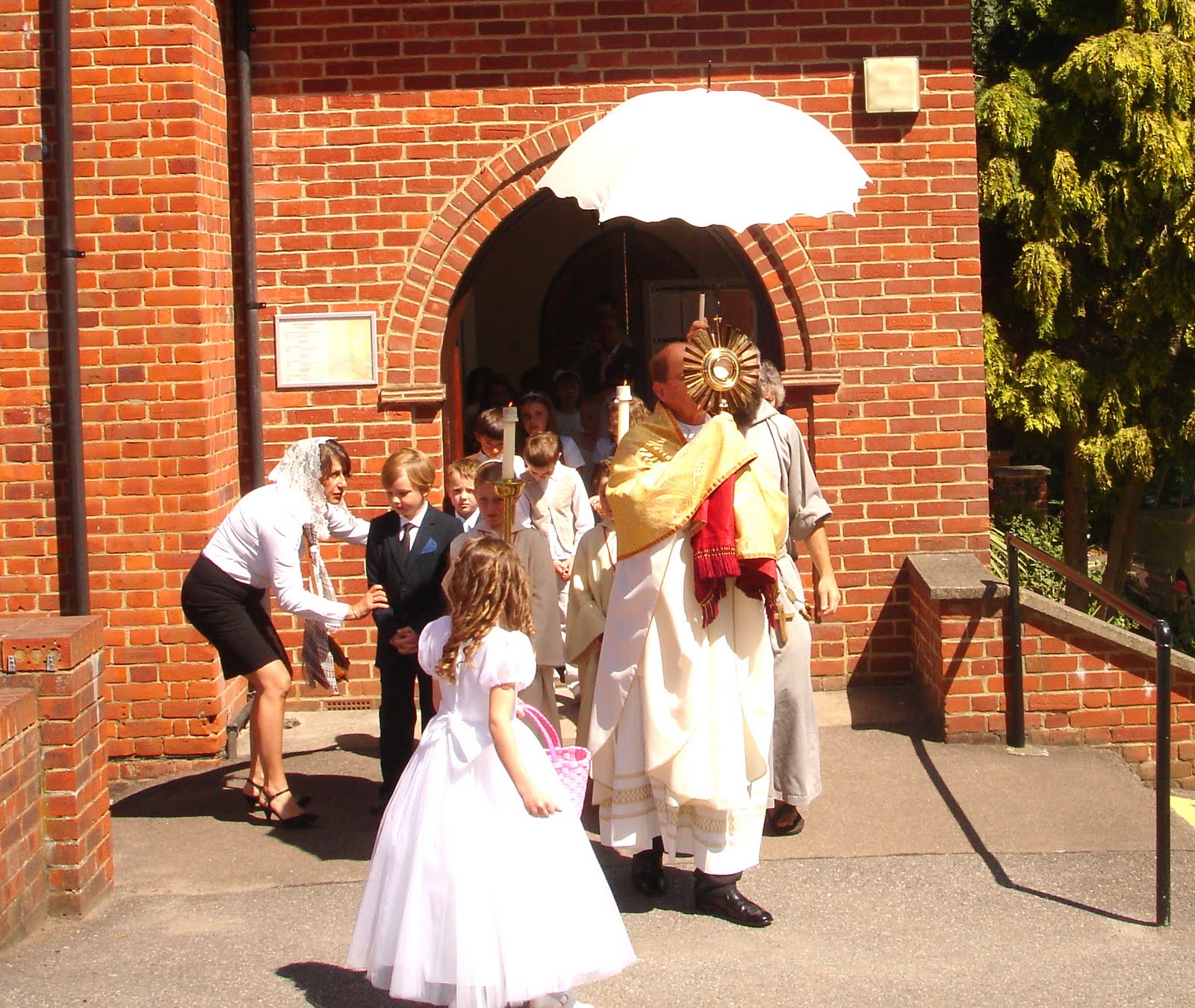 St Ann's Parish Blog, Banstead: Corpus Christi - St Ann's Style