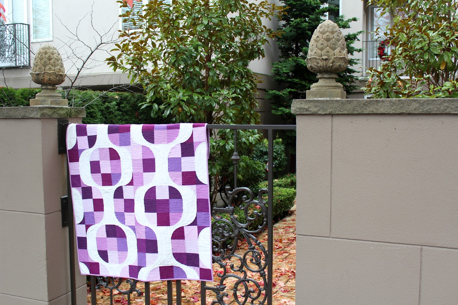 A Quilter's Table: Absolutely Mod Pop