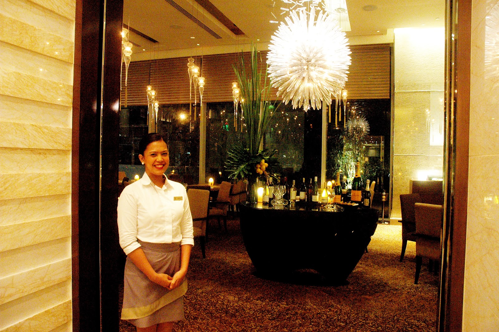 DUDE FOR FOOD: One Spectacular Dinner at Fairmont Makati's Spectrum
