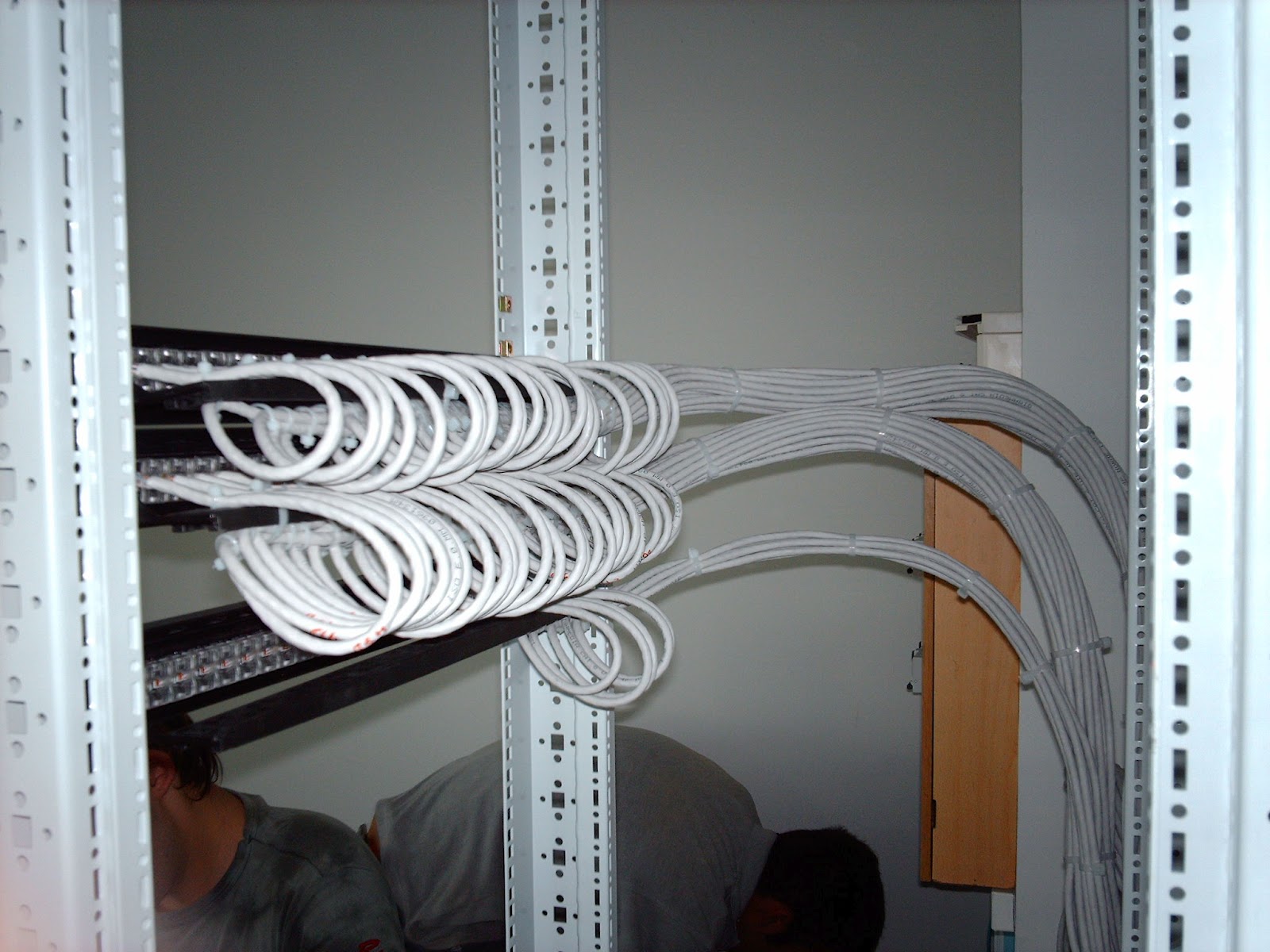 GTV Comunicaciones: TRABAJOS DE CABLEADO ESTRUCTURADO EN OFICINAS CMA ...